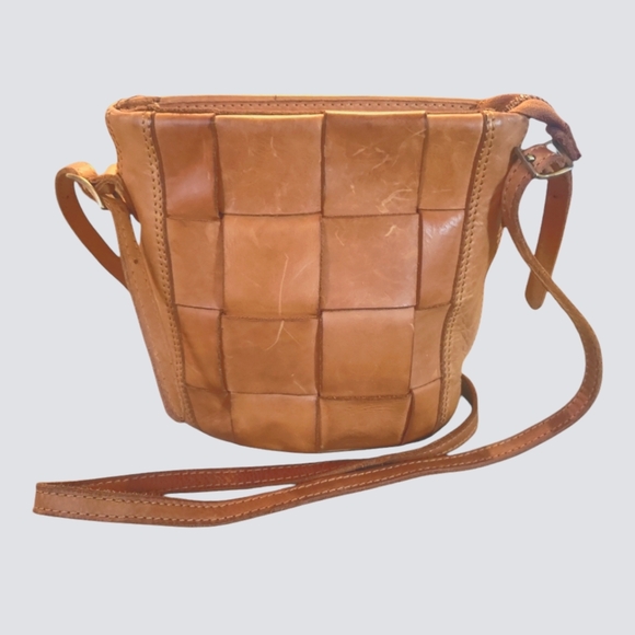 Margot New York | Bags | Margot New York Tan Leather Weaved Mini Bucket ...